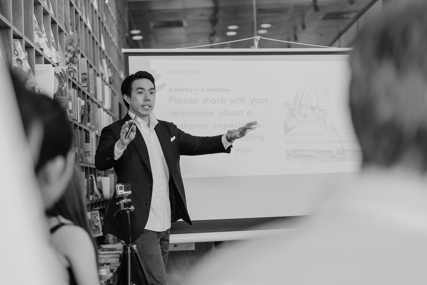 Finding the Right Public Speaking Style for Your Presentation - Weber ...
